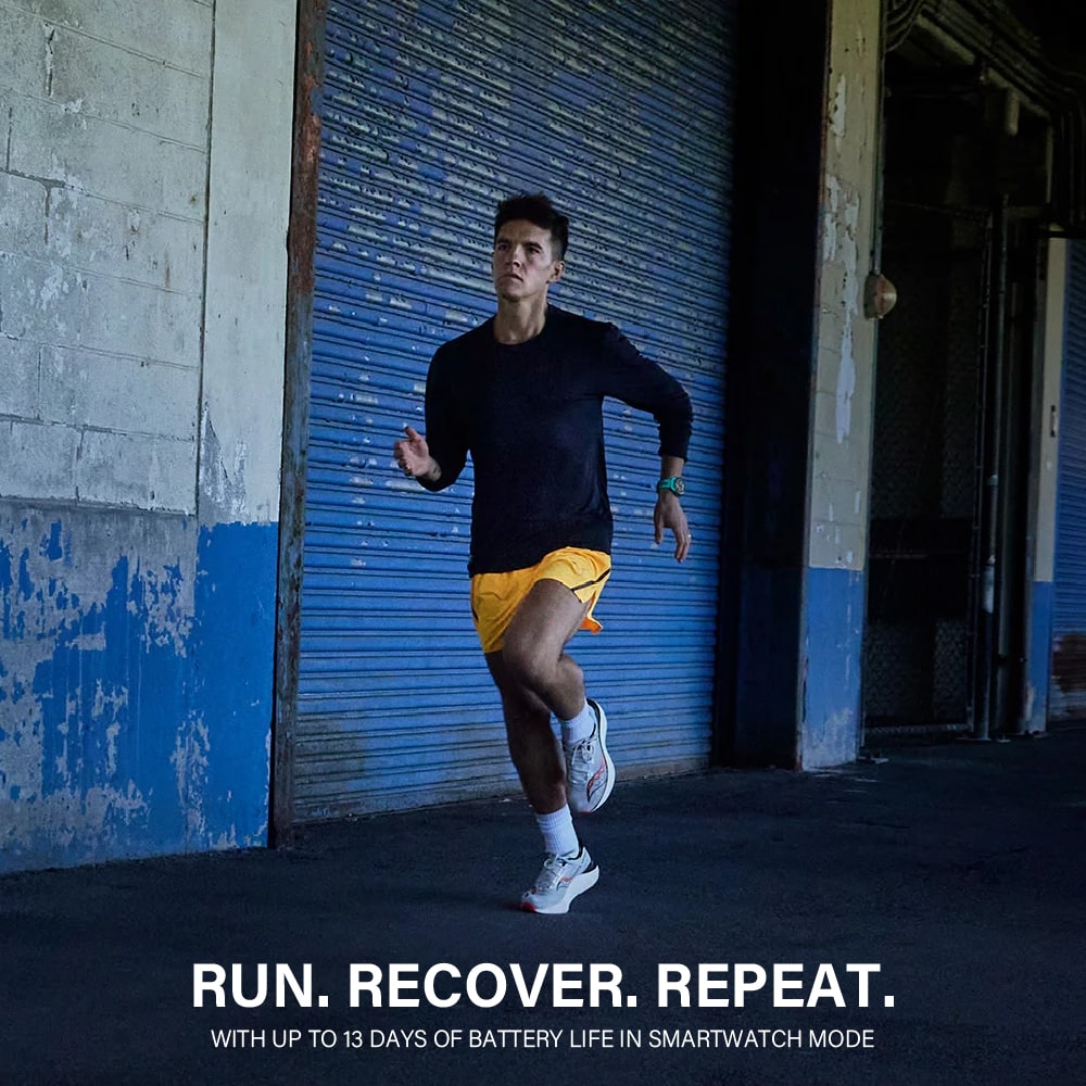 Garmin Forerunner 265 Music Running Smartwatch with AMOLED Display ...